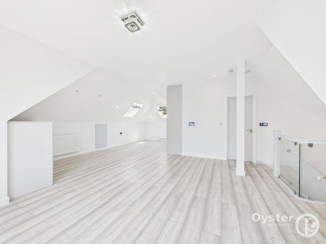 Whitchurch Lane, Edgware HA8, Studio to rent, £1,500 pcm | PrimeLocation