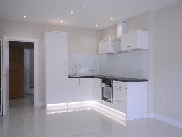 Whitchurch Road, Cardiff, Cardiff CF14, 1 bed flat to rent, £795 pcm | PrimeLocation
