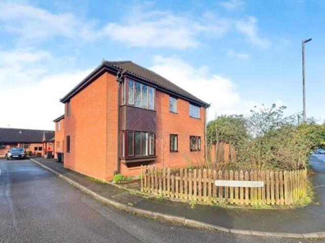 Whitchurch Road, Wellington, 2 Bedroom Apartment