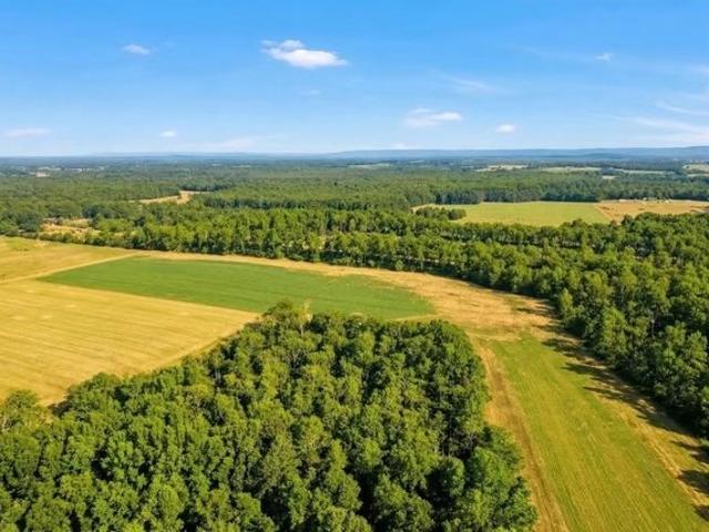 Whitaker Ln, Belvidere, TN 37306