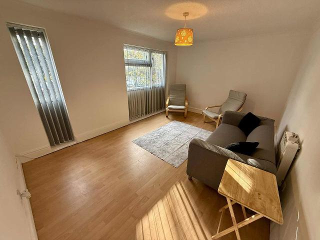 Whitburn, Skelmersdale WN8, 2 bed flat to rent, £680 pcm | PrimeLocation