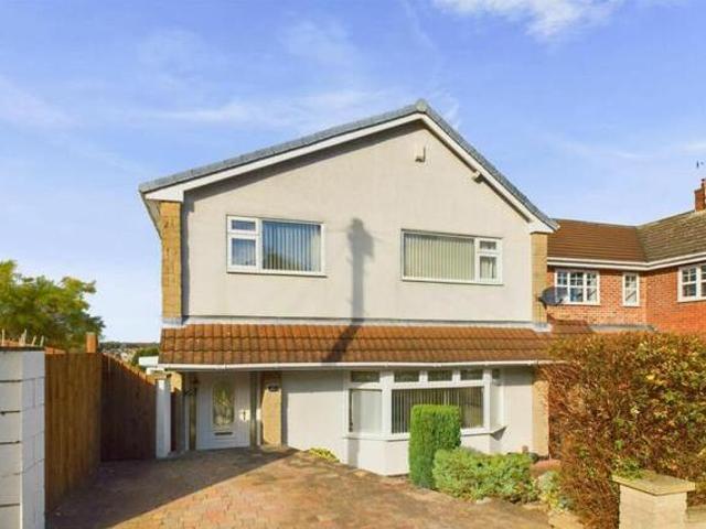 Whitby Crescent, Woodthorpe, 4 Bedroom Detached