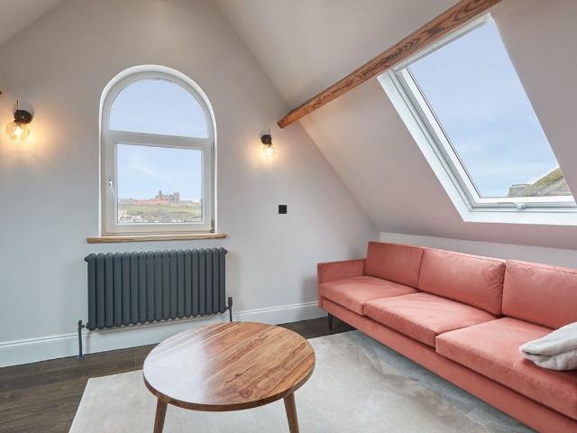 Whitby YO21, 1 bed flat to rent, £1,584 pcm | PrimeLocation