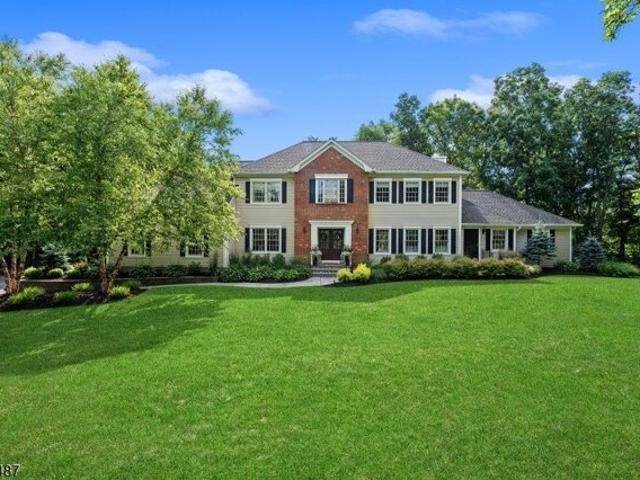 White Tail Ct, Hardyston, Home For Sale