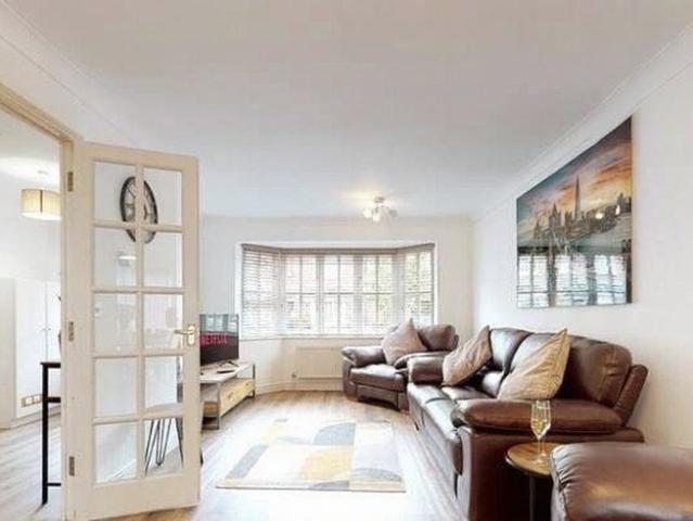 White Willow Close