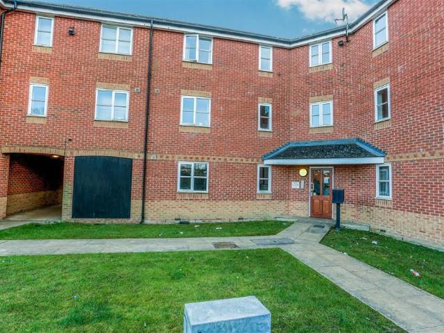 White Willow Close, Ashford TN24, 2 bed flat to rent, £1,050 pcm | PrimeLocation