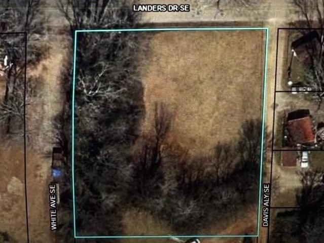 White Ave, Lindale, GA 30147