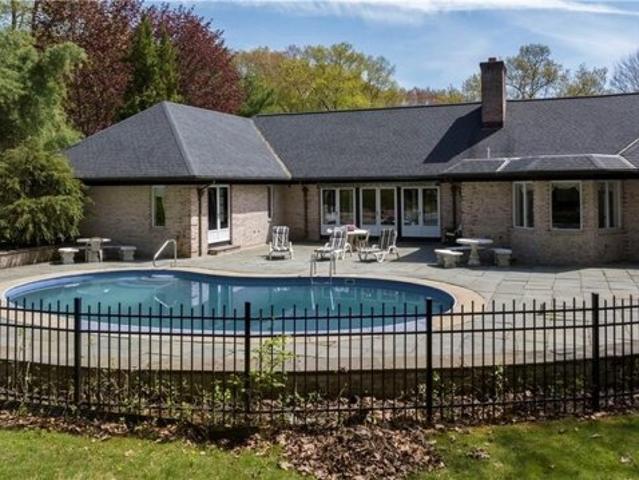 White Birch Cir, Scituate, Home For Sale