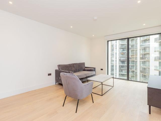 White City Living, Westmont Apartments, Fountain Park Way, White City W12, 2 bed flat to rent, £3,796 pcm | PrimeLocation