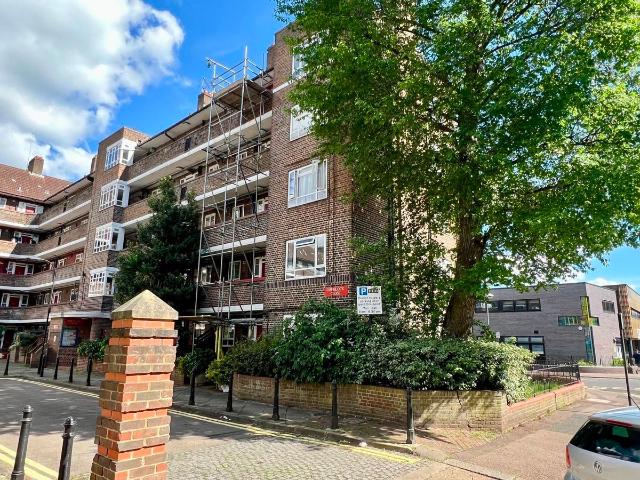 White City, London W12, 4 bed flat to rent, £3,263 pcm | PrimeLocation