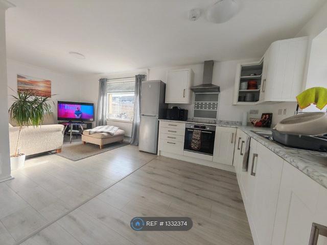 White Close, Port Talbot SA12, 3 bed semi detached house to rent, £1,050 pcm | PrimeLocation