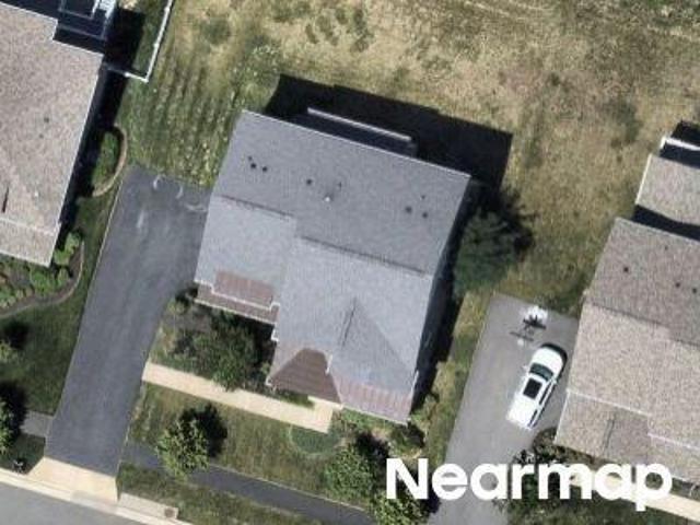 White Elm Pl
