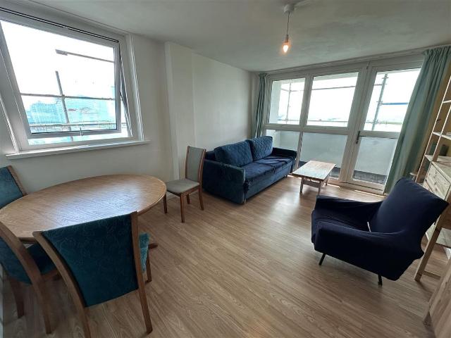 White Friar Court, Blackfriars Road, Salford M3, 2 bed flat to rent, £950 pcm | PrimeLocation