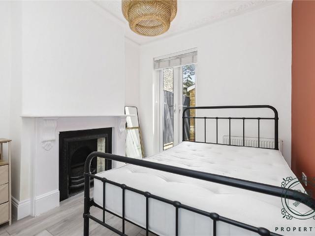 White Hart Lane, London N22, Room to rent, £900 pcm | PrimeLocation