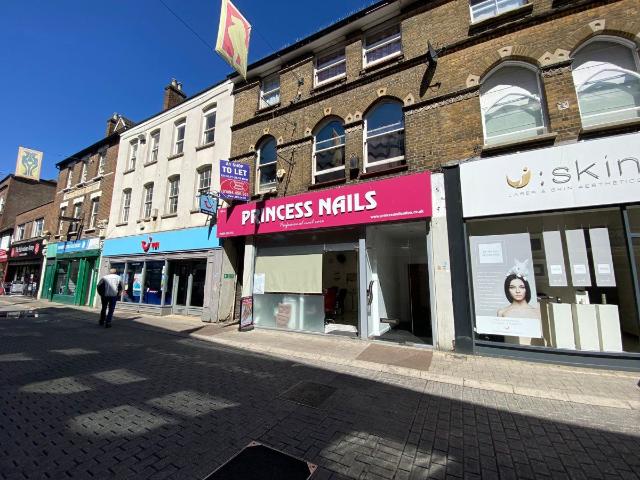 White Hart Street, High Wycombe HP11, 1 bed flat to rent, £1,150 pcm | PrimeLocation
