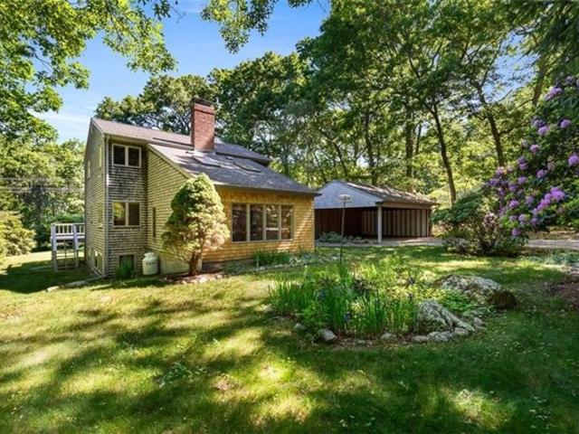 White Horn Dr, South Kingstown, Home For Sale