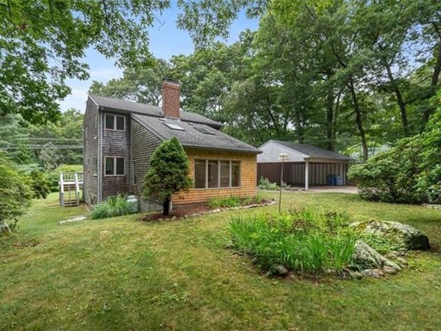 White Horn Dr, South Kingstown, Home For Sale