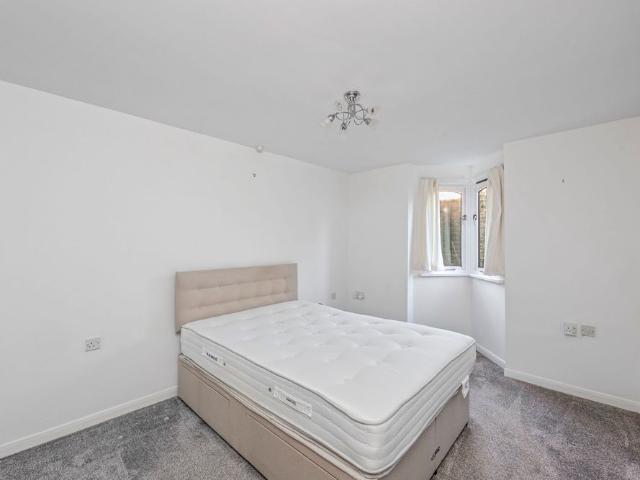 White Horse Court, Storrington, RH20