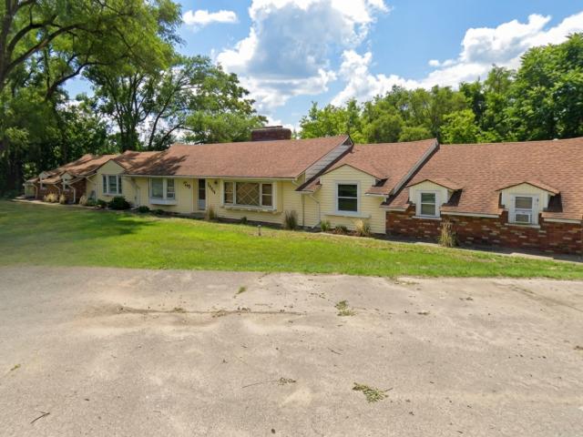 White Lake Waterfront & Private Beach Apartments