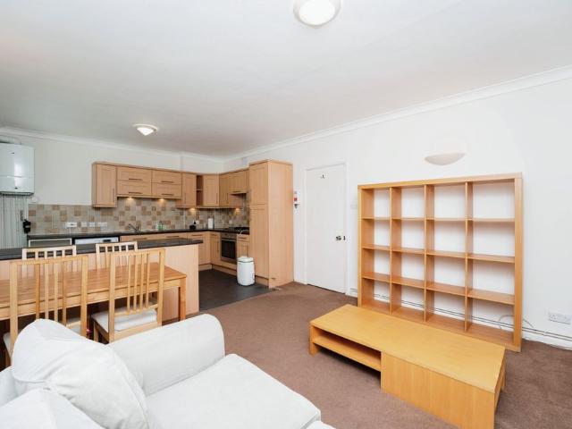 White Lodge, Castlebar Park, London, W5 1BX