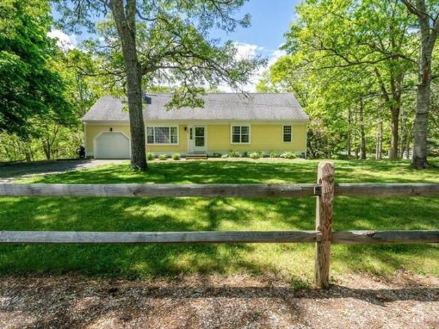 White Moss Dr, Barnstable, Home For Sale