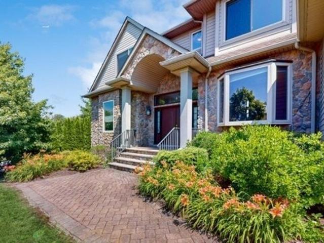 White Oak Ct, Hardyston, Home For Sale