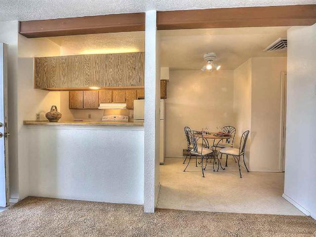 White Oak Apartments 1 Bedroom Apartment for Rent at 121 Cardenas Dr Ne, Albuquerque, NM 87108 Fair West