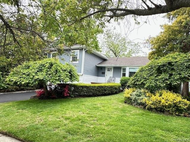 White Oak Dr, Port Washington, Home For Sale