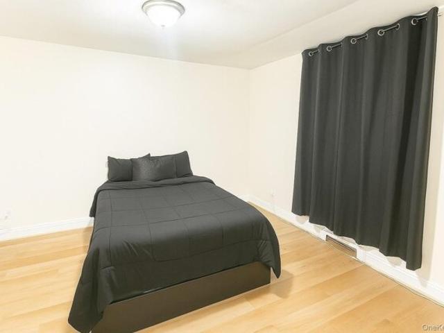 White Oak St Apt H, New Rochelle, Property For Sale