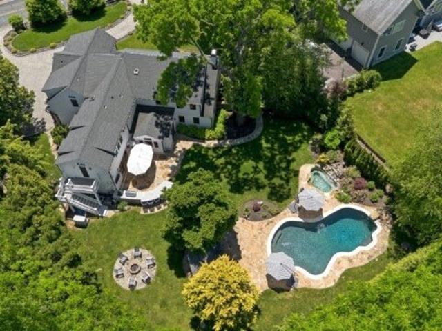 White Oak Ridge Rd, Millburn, Home For Sale