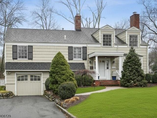 White Oak Ridge Rd, Millburn, Home For Sale