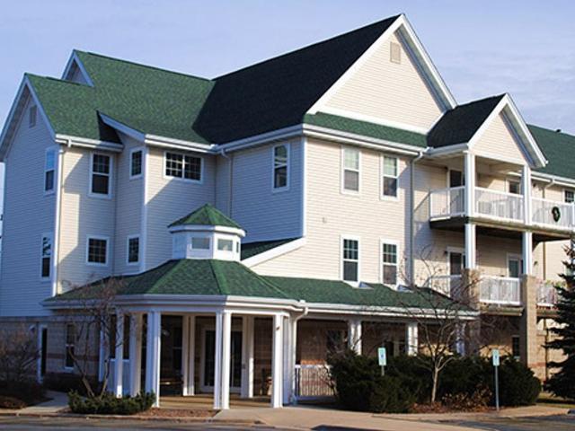 White Oaks Apartment Homes 1 Bedroom Apartment for Rent at 4200 S 35th St, Greenfield, WI 53221