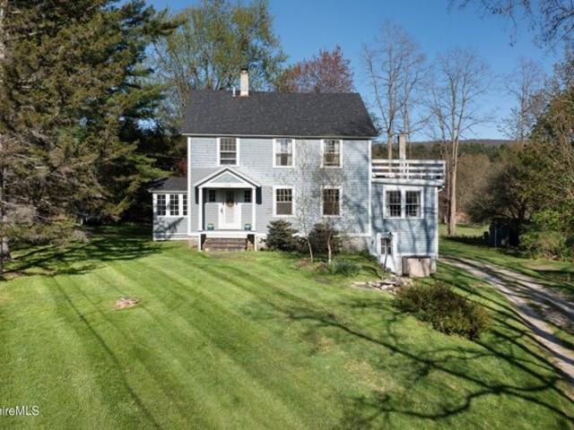 White Oaks Rd, Williamstown, Home For Sale