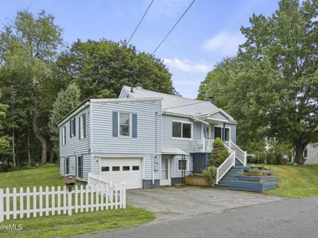 White Oaks Rd, Williamstown, Home For Sale