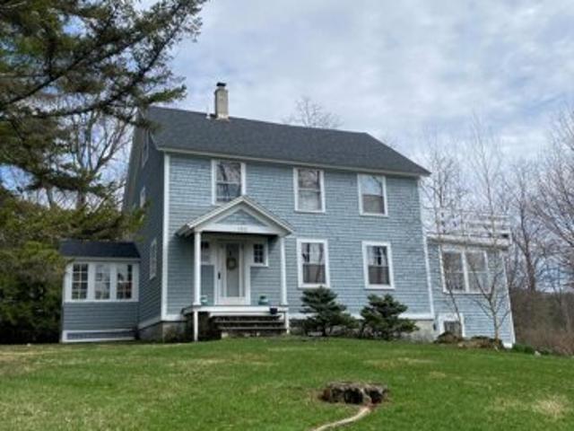 White Oaks Rd, Williamstown, Home For Sale