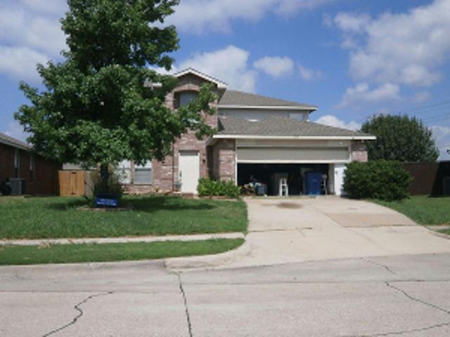 White Pine Dr