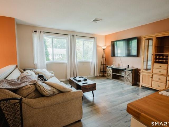 White Pine Rd, Torrington, Home For Sale