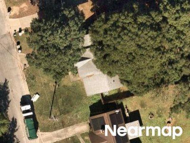 White Pines Dr