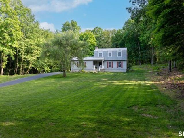 White Plains Rd, Norwich, Home For Sale