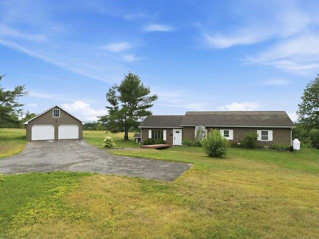 White Rd, Corinna, Home For Sale