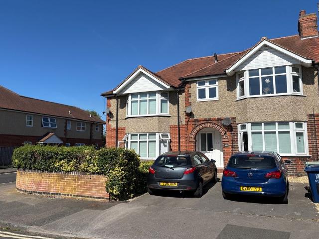 White Road, Oxford OX4, 2 bed flat to rent, £1,600 pcm | PrimeLocation
