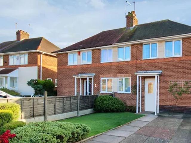 White Road, Birmingham, B32 2RU, United Kingdom | 3 bed duplex for rent #123867874 | Rentberry
