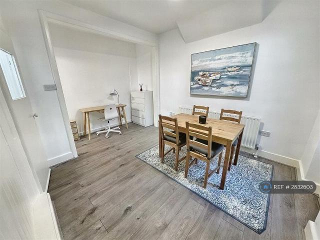 White Road, London, E15 3 bed end of terrace house to rent £2,450 pcm £565 pw