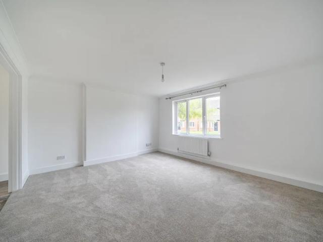 White Rose Close
