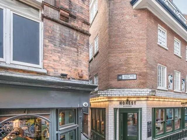 White Rose Court, Bishopsgate, London, E1 7ES, United Kingdom | 2 bed apartment for rent #138852290 | Rentberry
