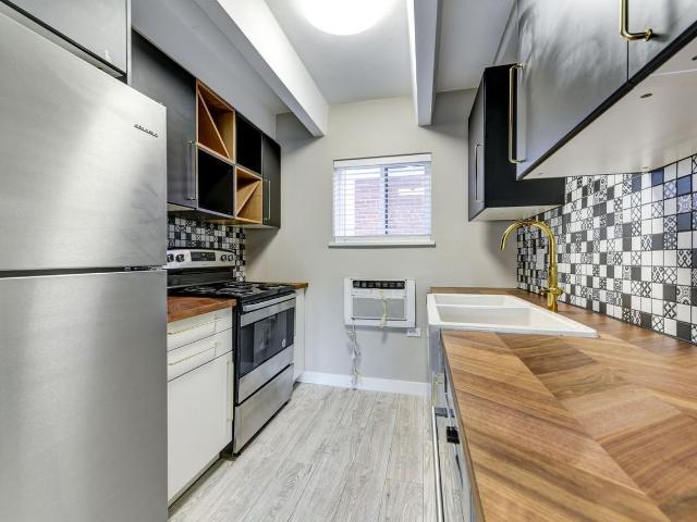 White Swan Apartments – Capitol Hill / Congress Park 1 Bedroom Apartment for Rent at 1300 Adams St, Denver, CO 80206 Congress Park