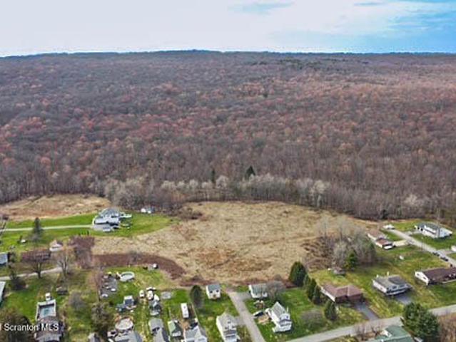 White St, Forest City, PA 18421