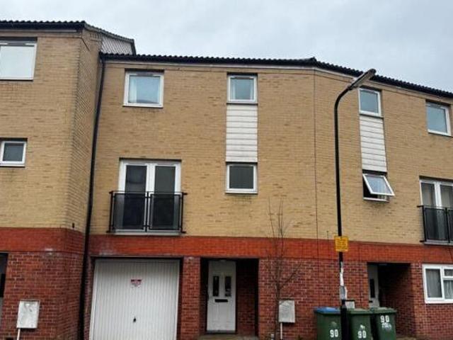White Star Place, Southampton, 3 Bedroom Terraced