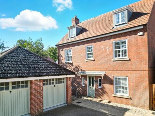 Whitebeam Close, Mile End, 5 Bedroom Detached