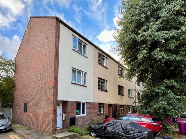 Whitechapel, London E1, 6 bed terraced house to rent, £5,632 pcm | PrimeLocation